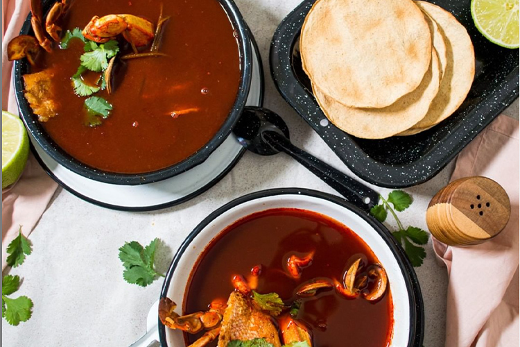 Caldo de Mariscos - CINSA